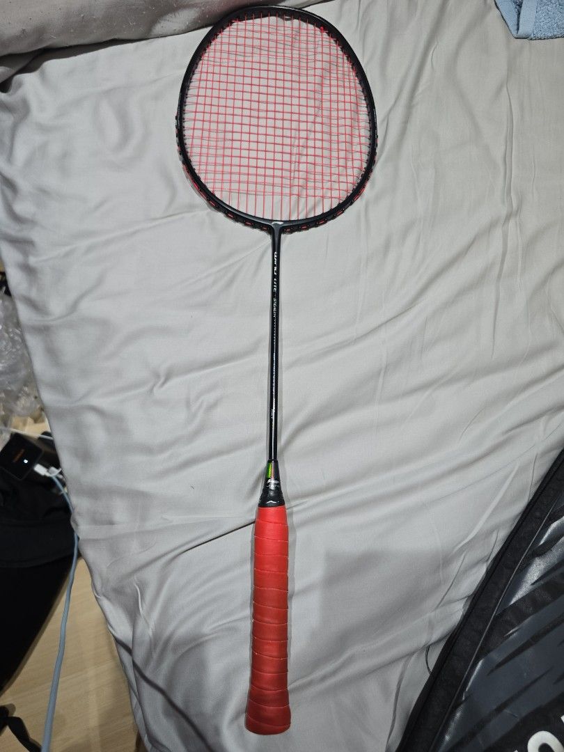 Li-Ning Wind lite stealth Badminton Racket, Sports Equipment, Sports ...