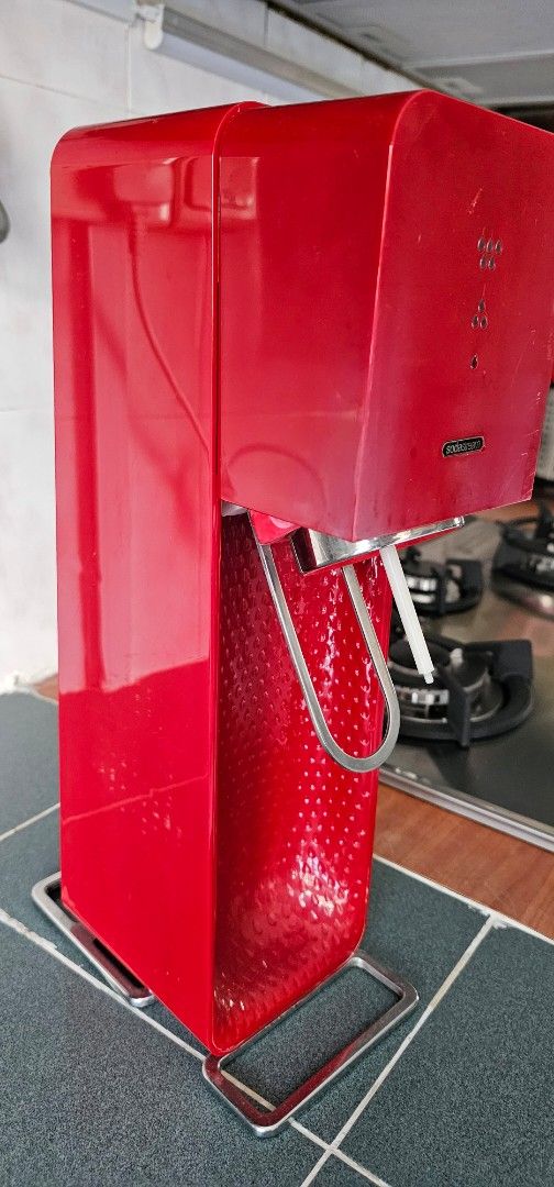 Sodastream Red Soda Maker with Bottles, TV & Home Appliances, Kitchen ...