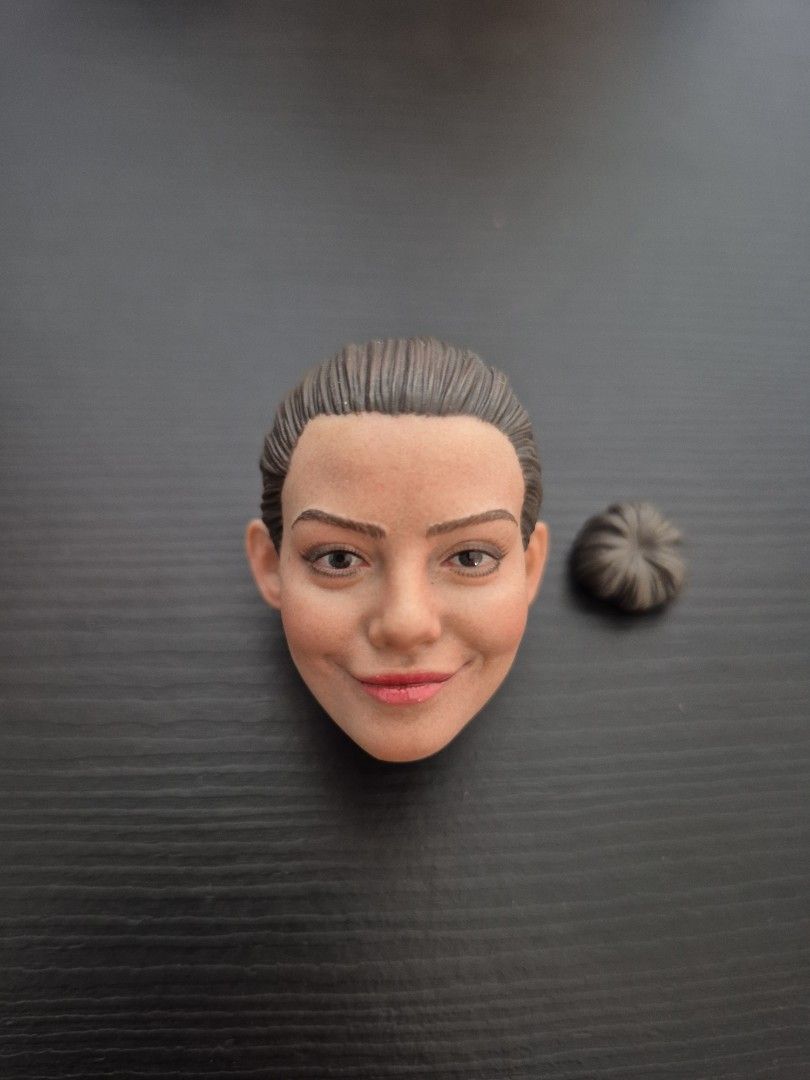 1/6 Scale Woman Head Sculpt, Hobbies & Toys, Toys & Games on Carousell