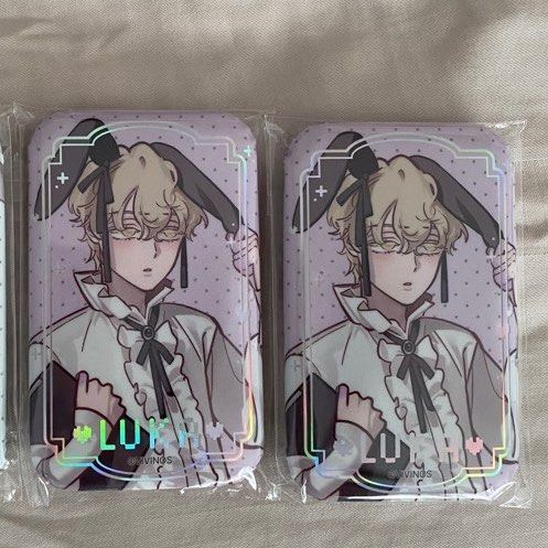 Alien stage aniplus baniste badge luka, Hobbies & Toys, Memorabilia ...