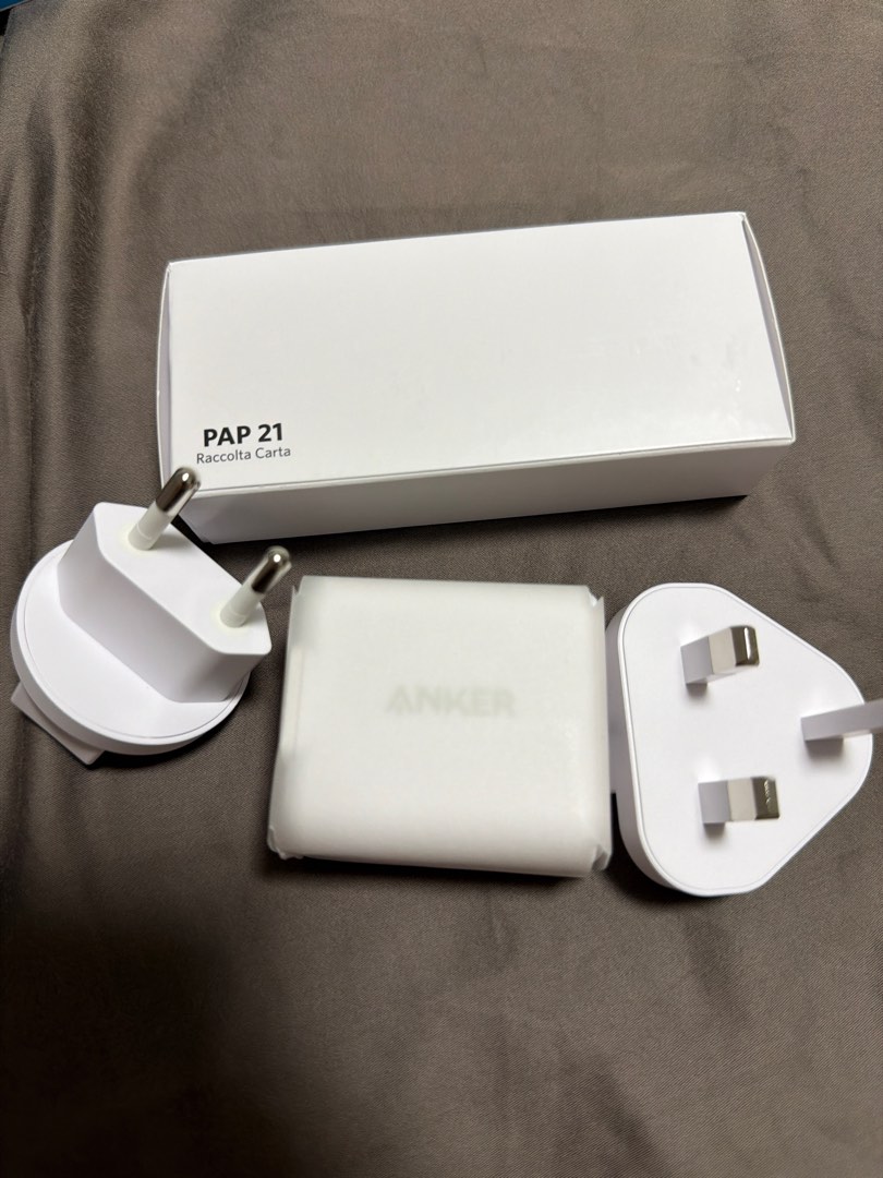 Anker 40W Charger with Adapters and USBC, Mobile Phones & Gadgets ...