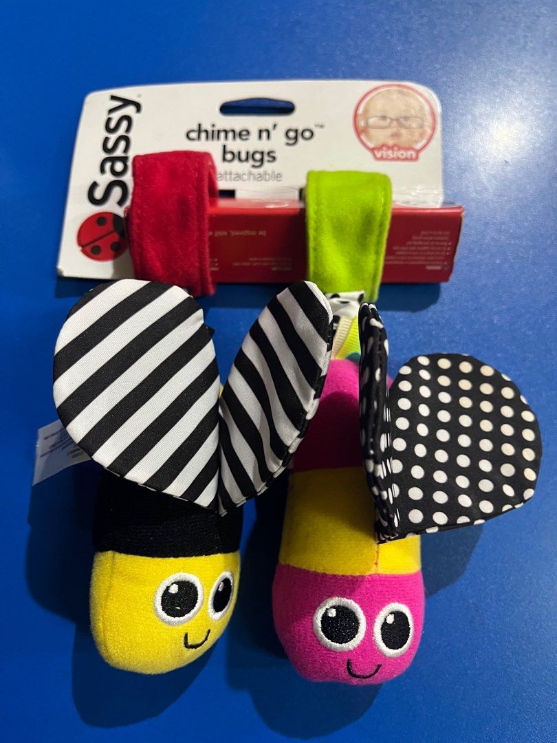 Chime n go bag Sassy, Bayi & Anak, Mainan & Baby Walker di Carousell