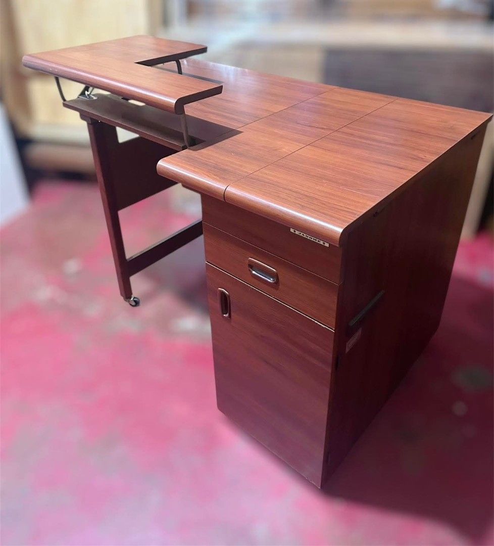 Janome Handy Caster Deluxe CB Folding Sewing Machine Stand / Storage ...