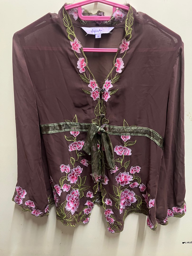 kebaya nyonya dua helai, Women's Fashion, Tops, Blouses on Carousell