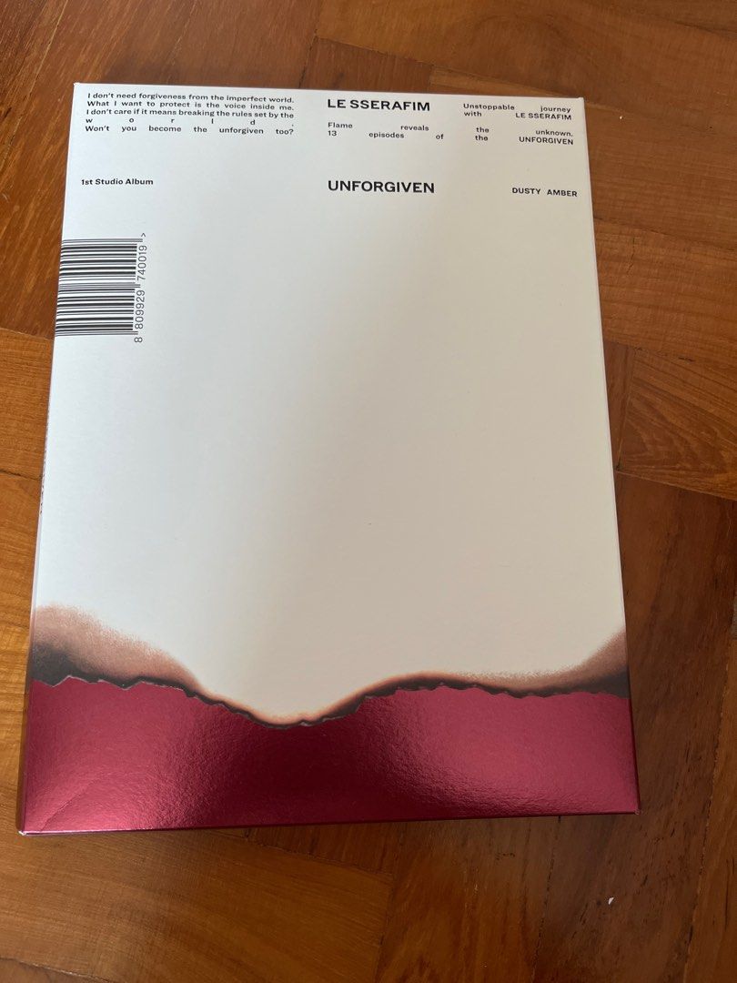 LE SSERAFIM - UNFORGIVEN 1st Studio Album, Hobbies & Toys, Memorabilia ...