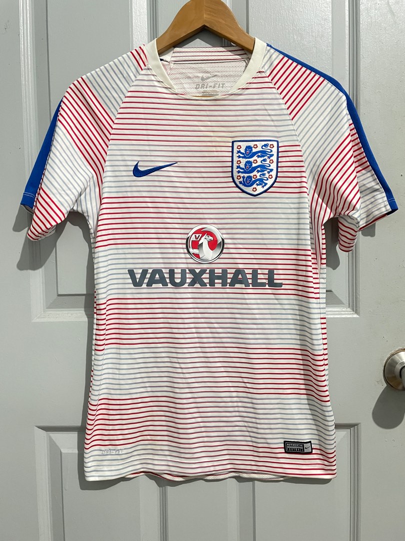Nike England National Team Jersey, Men's Fashion, Activewear on Carousell