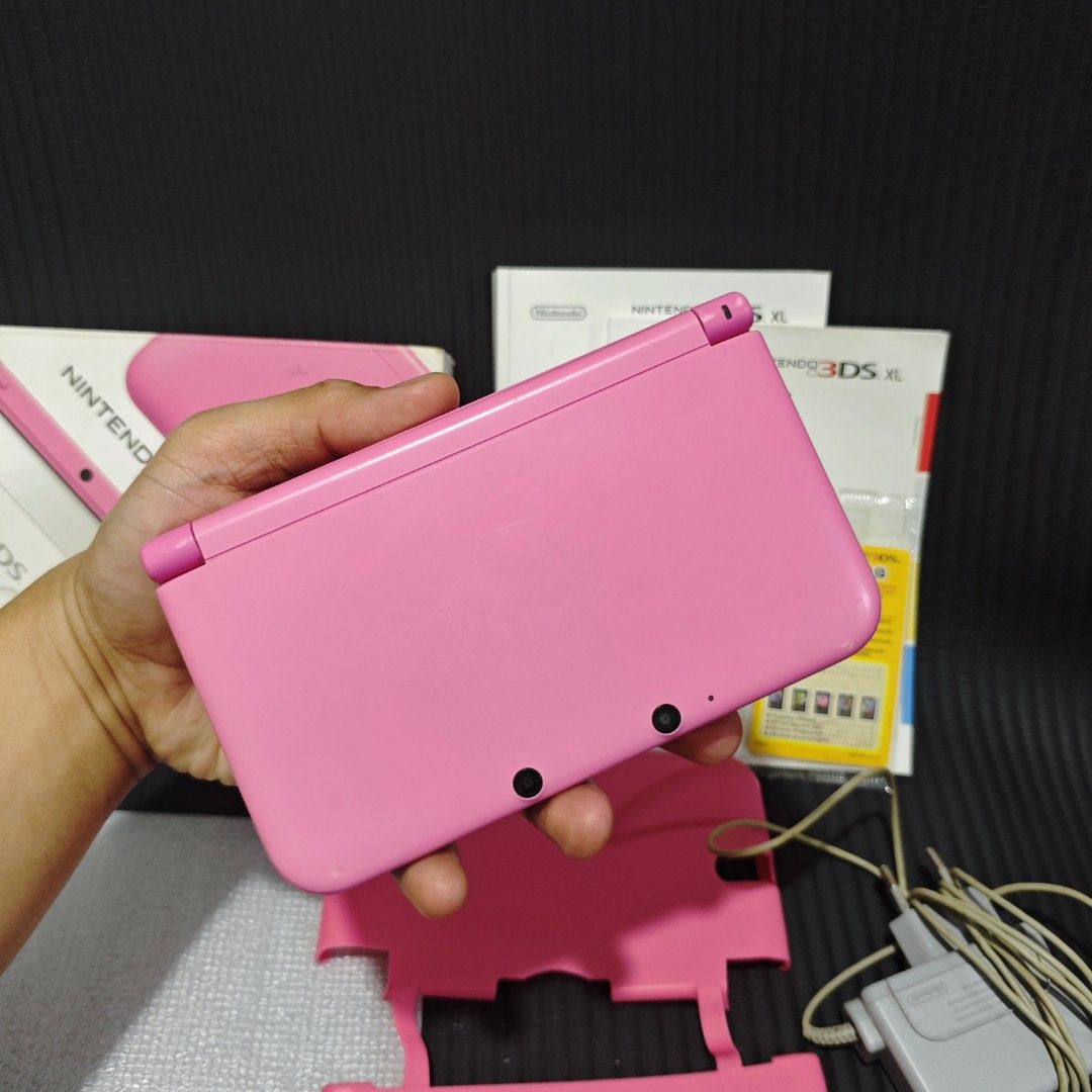 Nintendo 3DS XL Pink Edition with box (Rare), Video Gaming, Video Game ...