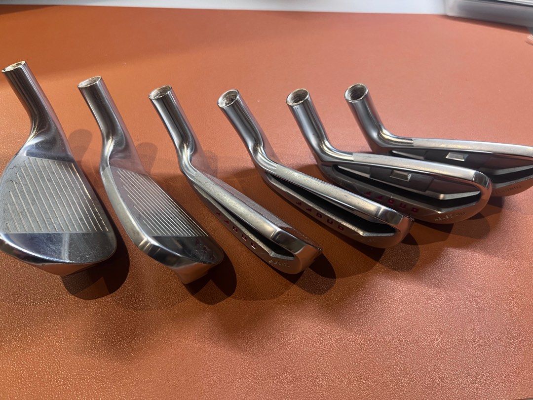 Onoff Kuro 2024 Forged Iron Set - 5-PW, Sports Equipment, Sports ...