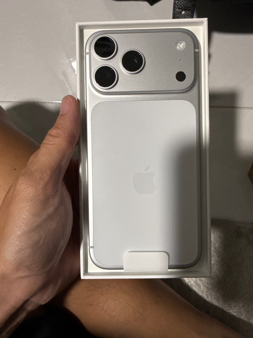 Apple iPhone 17 Pro Max (Silver) 512GB - Brand New, Mobile Phones ...