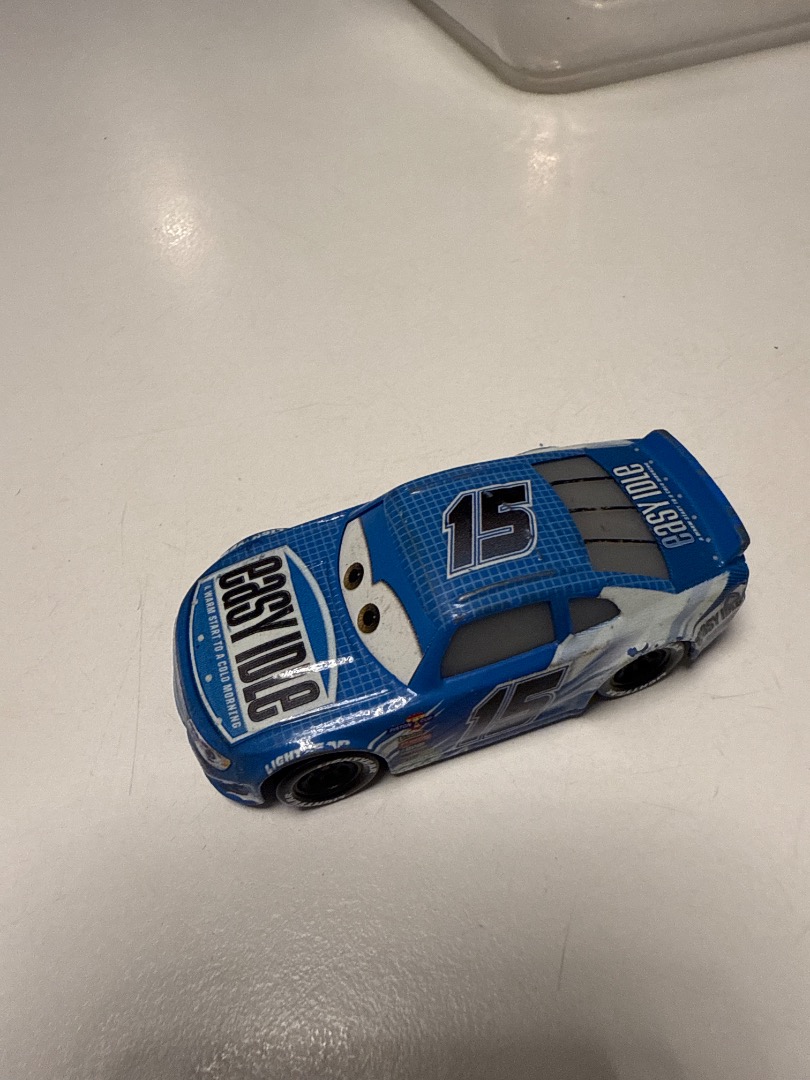 Disney Pixar Cars Easy Idle #15, Hobbies & Toys, Toys & Games on Carousell