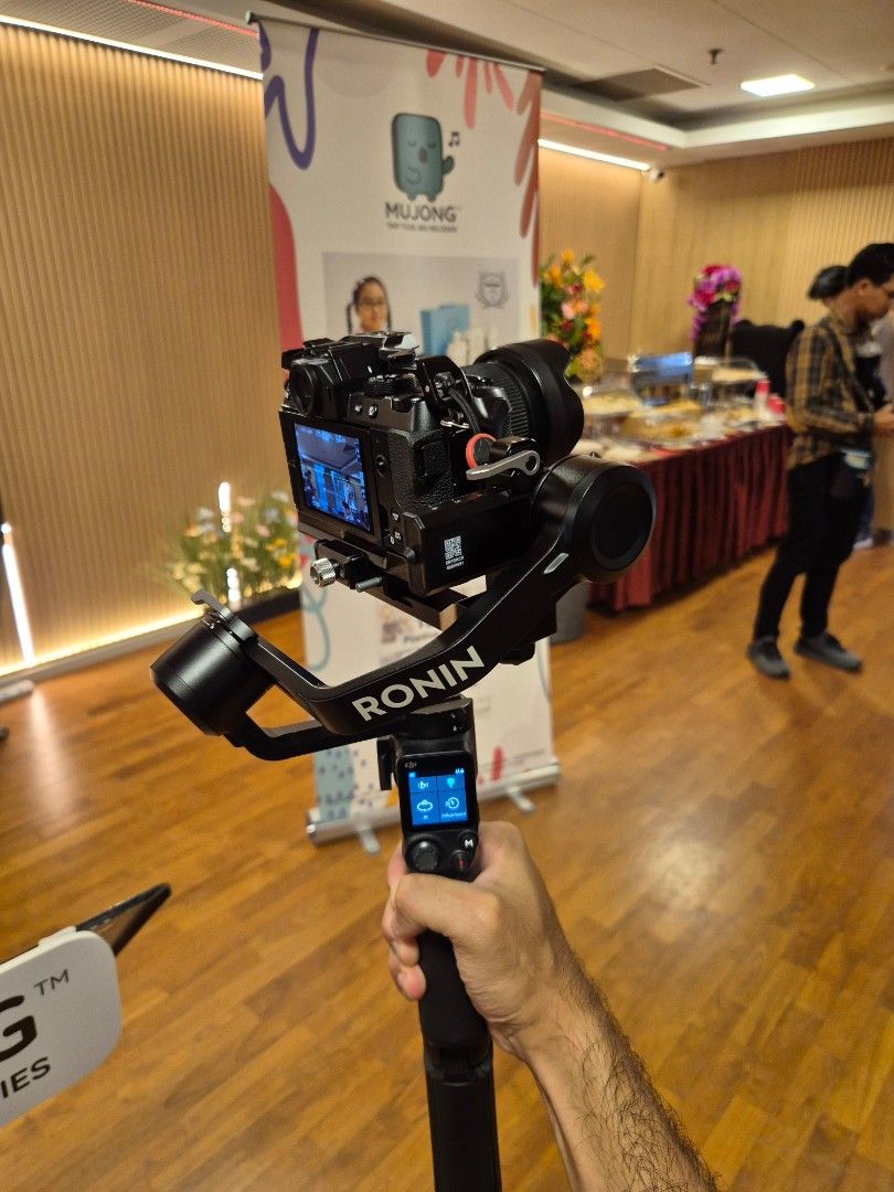 Videographer/ live streamer for hire!, Lifestyle Services, Photography ...