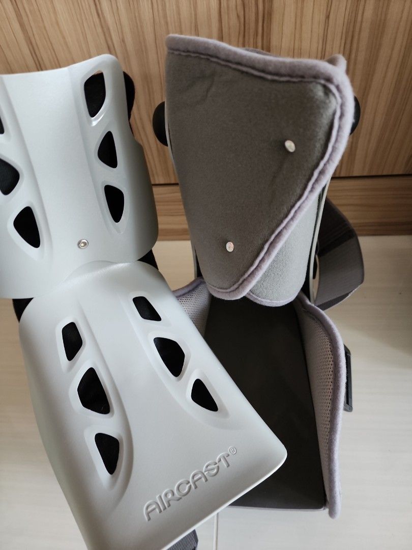 AirCast AirSelect Short Ankle Brace - Large, Health & Nutrition, Braces ...