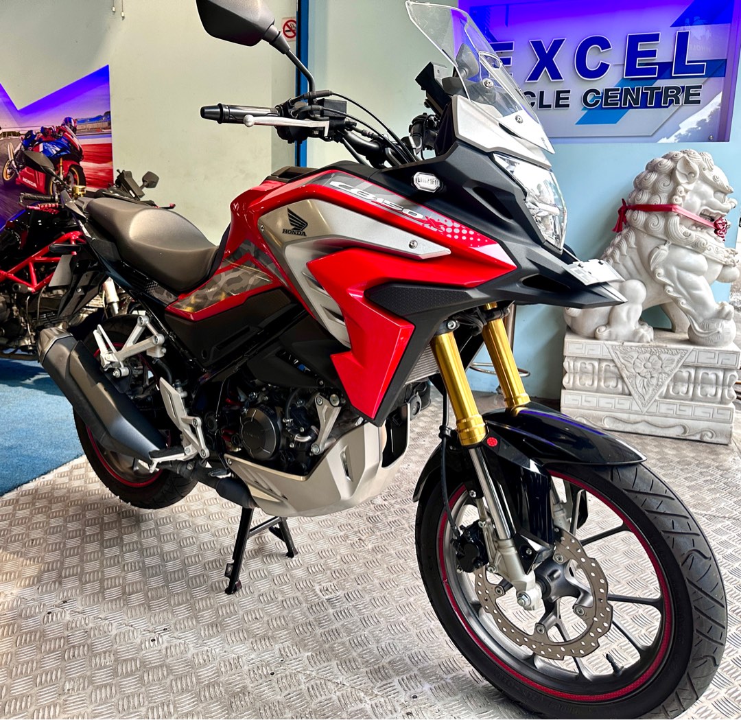 (Apr/2024) Honda CB 150X (Thailand) Very low mileage, only 5200Km done ...