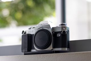 Canon Prima Zoom 76 Film Camera, Photography, Cameras on Carousell