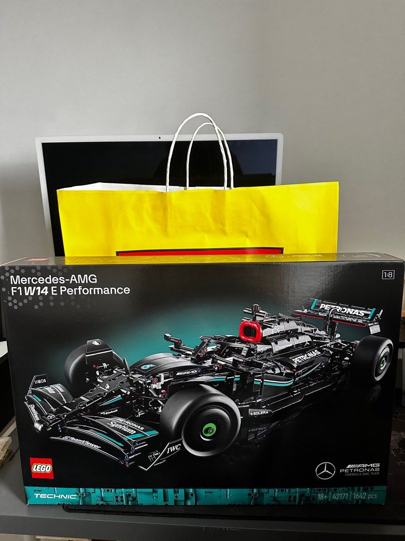 LEGO F1 Combo – Mercedes Technic + McLaren (BNIB), Hobbies & Toys, Toys ...