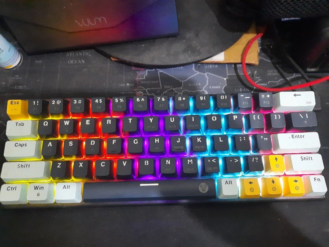 MECHANICAL KEYBOARD FANTECH MIZU EDITION RED SWITCH, Elektronik, Bagian ...