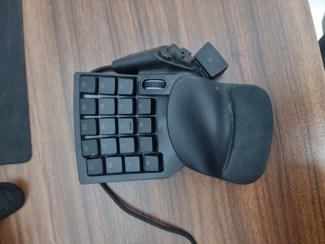 Razer Tartarus V2 Gaming Keypad, Computers & Tech, Parts & Accessories ...