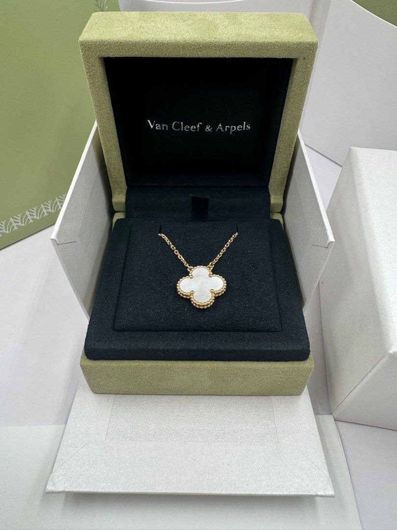 Vca Vintage Alhambra pendant, white mother-of-pearl. The pendant is ...