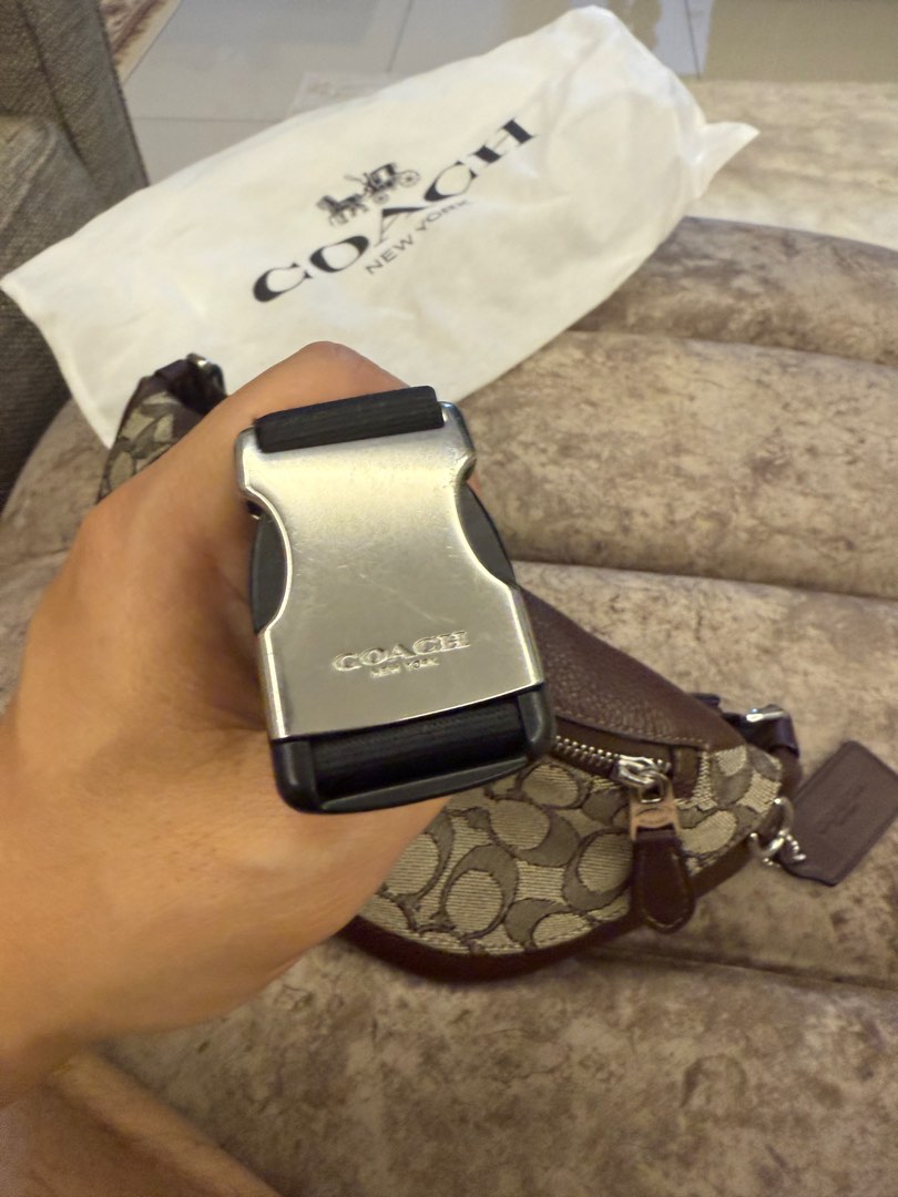 COACH WARREN MINI BELT BEG (Nego), Men's Fashion, Bags, Sling Bags on ...