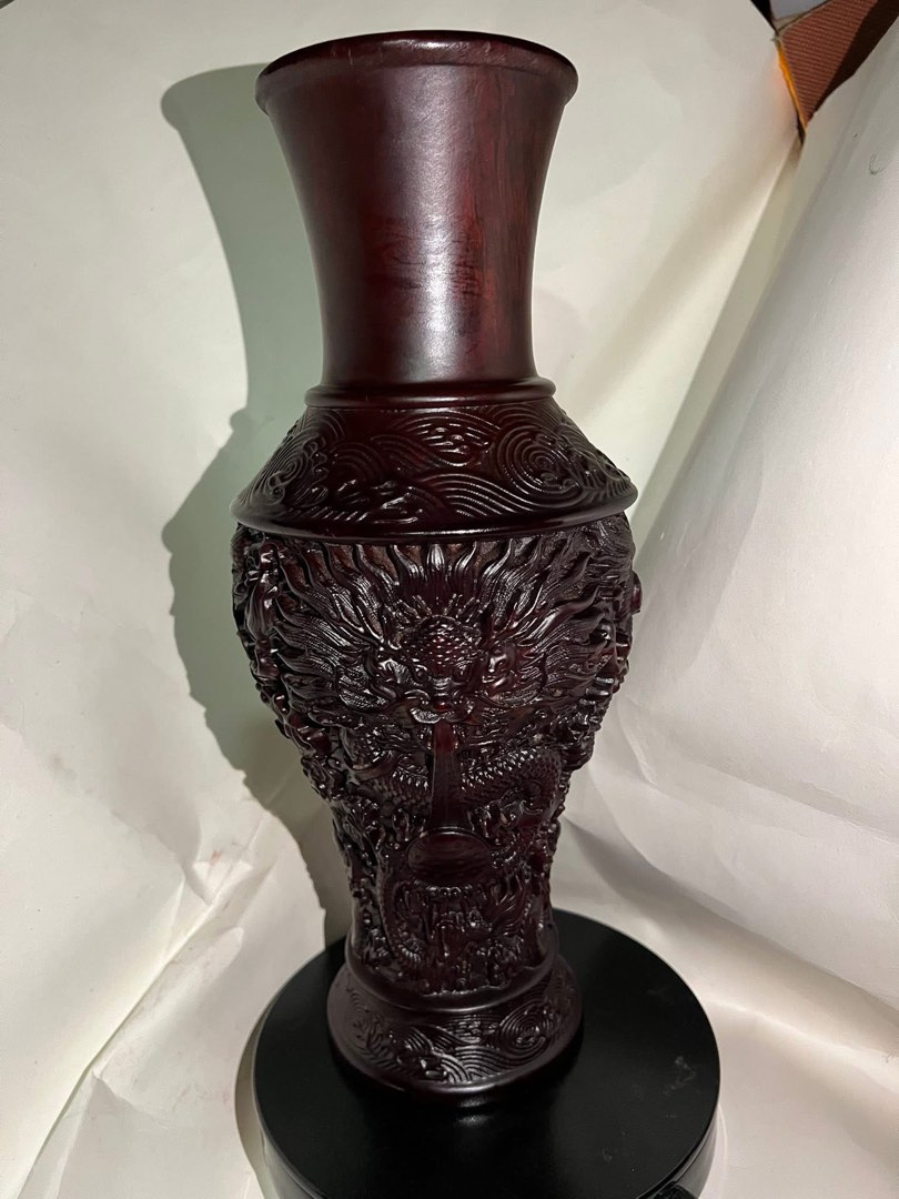 In 2018, Lao red rosewood, all-hand carving craftsmanship, author ...