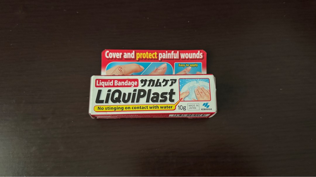 KOBAYASHI LiquiPlast Liquid plaster 10g, Health & Nutrition, Medical ...