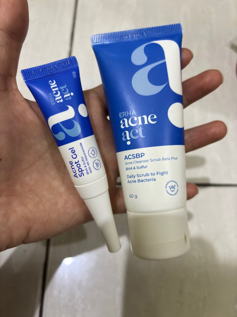Preloved Erha Acne Act Cleanser & Spot Gel, Kesehatan & Kecantikan ...