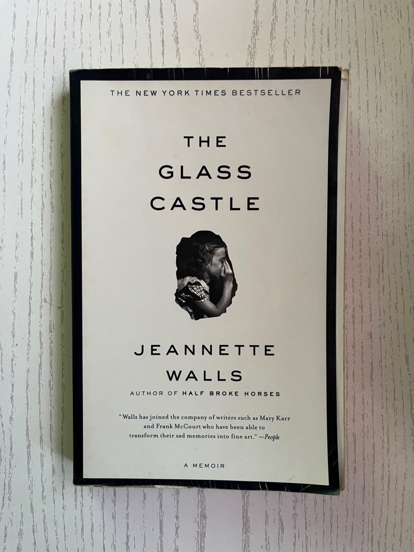 The Glass Castle - Jeannette Walls (Memoir), Hobbies & Toys, Books ...