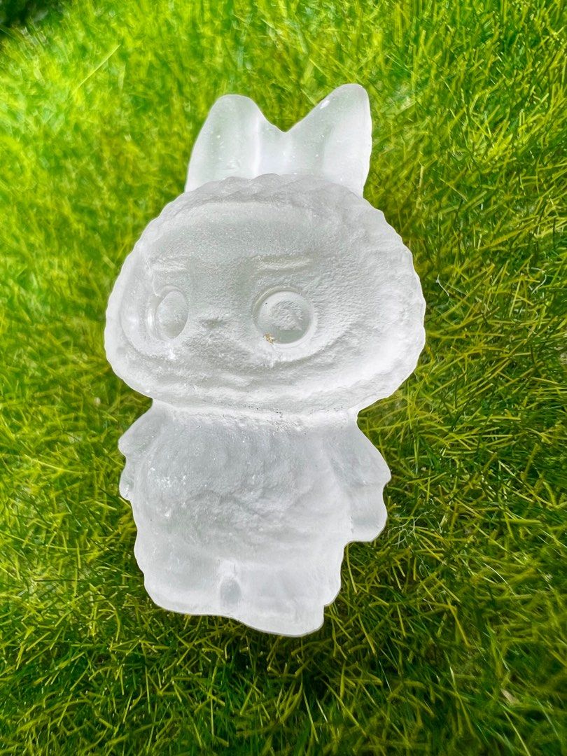 White Quartz la.bubu Display, Women's Fashion, Jewelry & Organisers ...