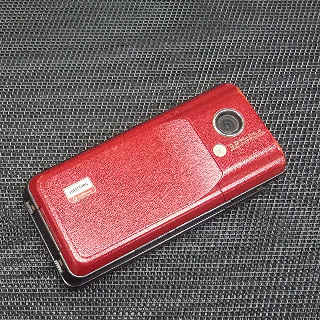 二手 Used 只可用數碼通台因為有 Sim Lock Sharp SX833 SmarTone-Vodafone 320 萬像素 CCD ...