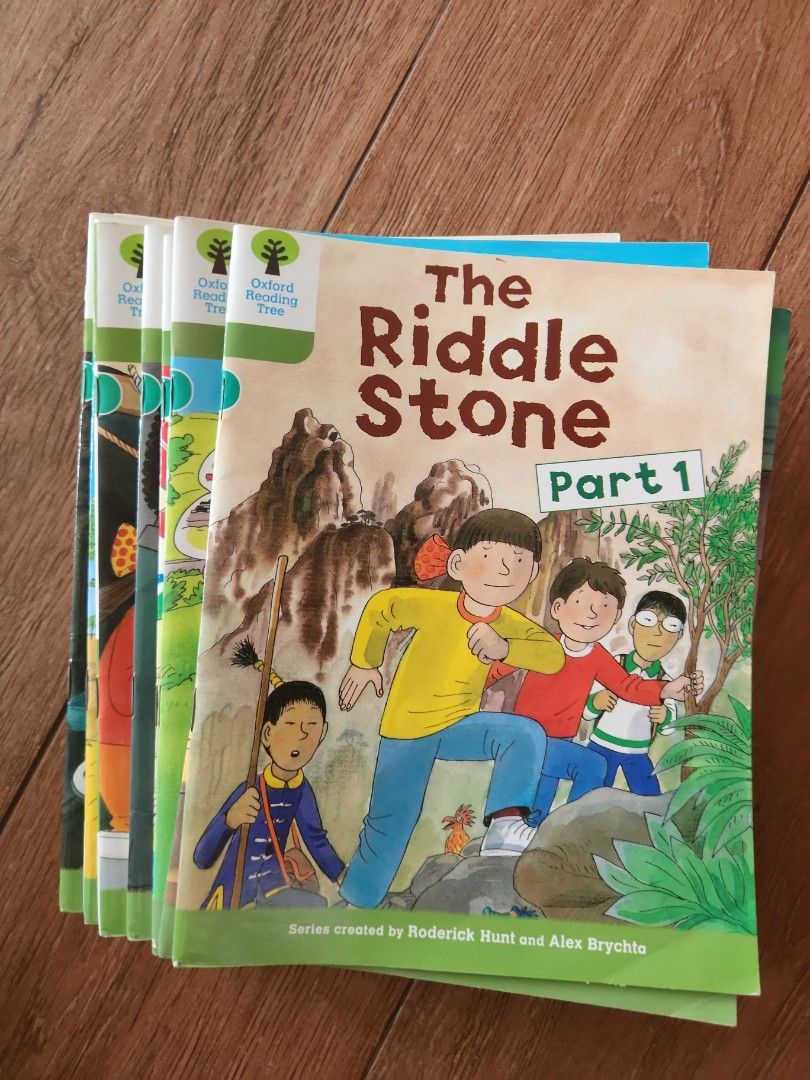 Biff Chip and Kipper Level 7, Hobbies & Toys, Books & Magazines, Children's Books on Carousell