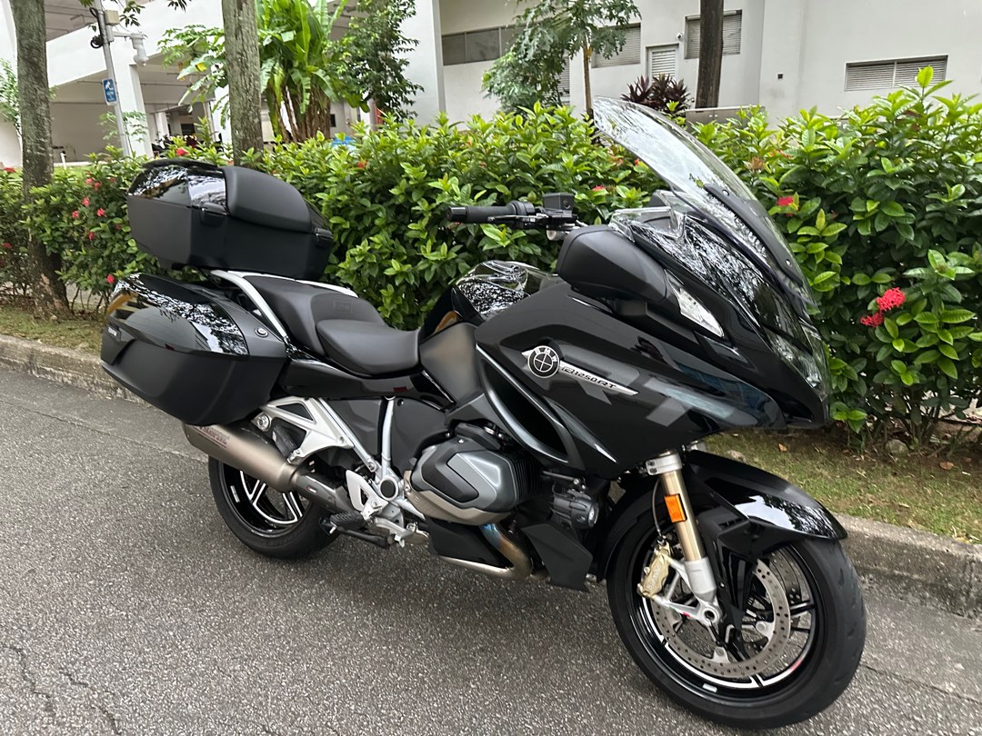 BMW R1250RT Triple Black Edition With LTA Approved Akrapovic Exhaust ...