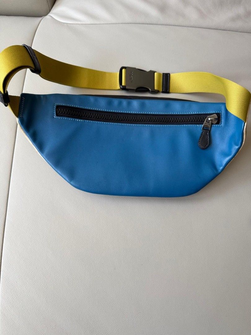 Coach Signature Logo Waist Bag, Luxury, Bags & Wallets on Carousell