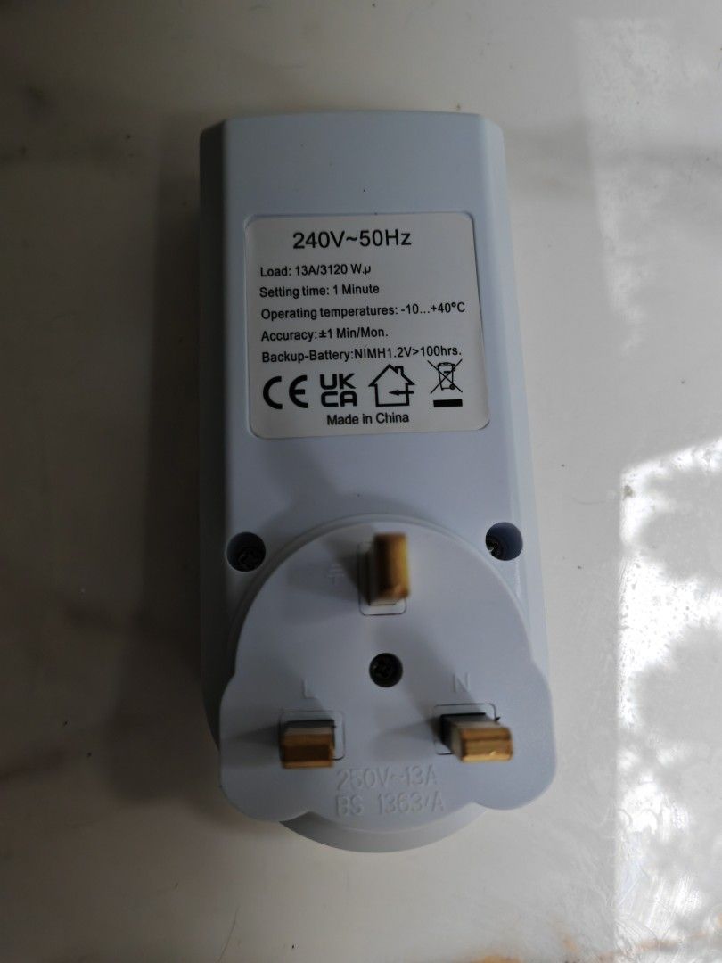 Digital Timer socket for UK Sg power Plug, TV & Home Appliances ...
