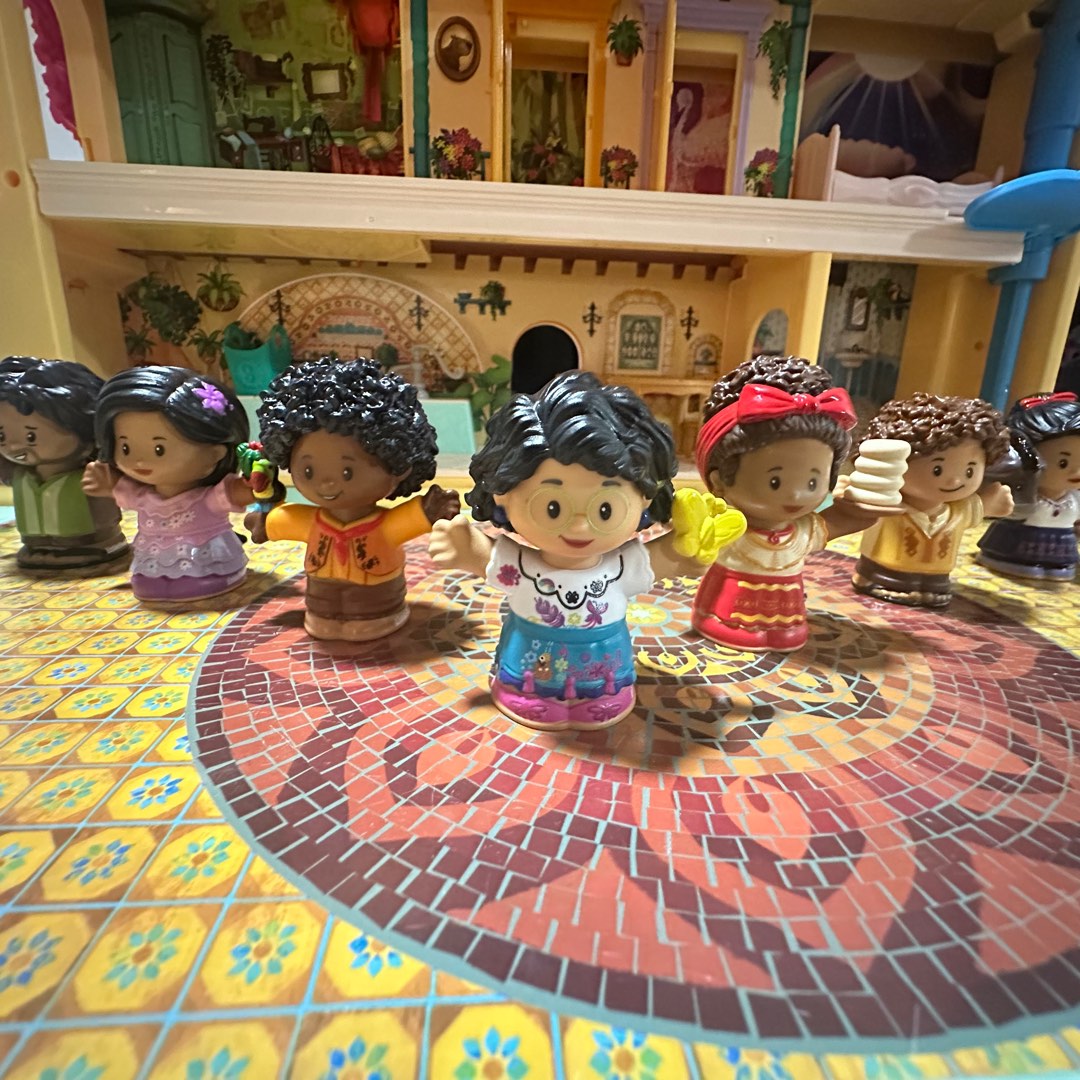 (Depo Accepted) Little People Disney Encanto Playset includes all ...