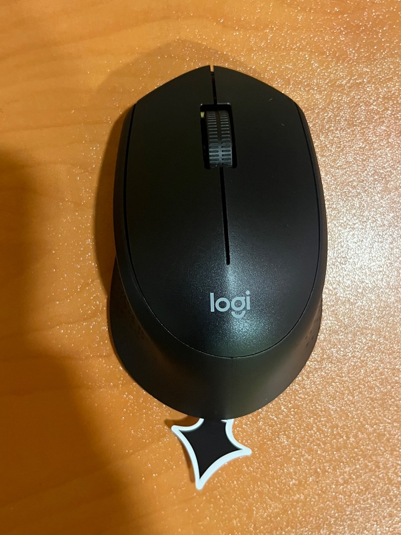 Logitech M330 Silent Plus Wireless Mouse, Computers & Tech, Parts ...