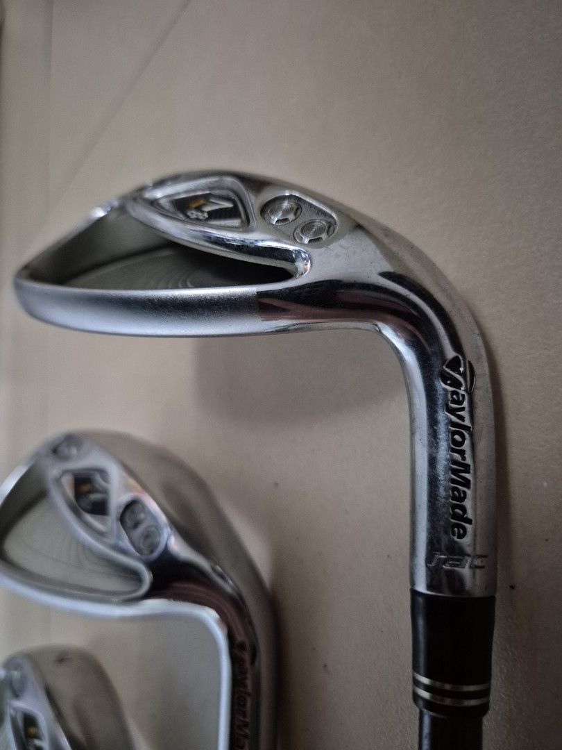 TaylorMade Golf Club - Iron 4, Sports Equipment, Sports & Games, Golf ...