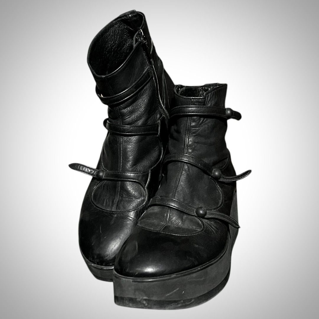 Tokyo Bopper Belly Button Platform Boots, Women's Fashion, Footwear ...