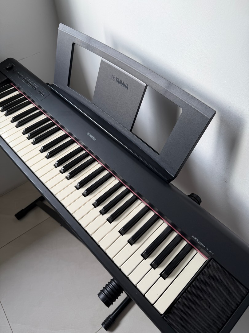 Yamaha Piaggero NP-12 Digital Piano, Hobbies & Toys, Musical ...
