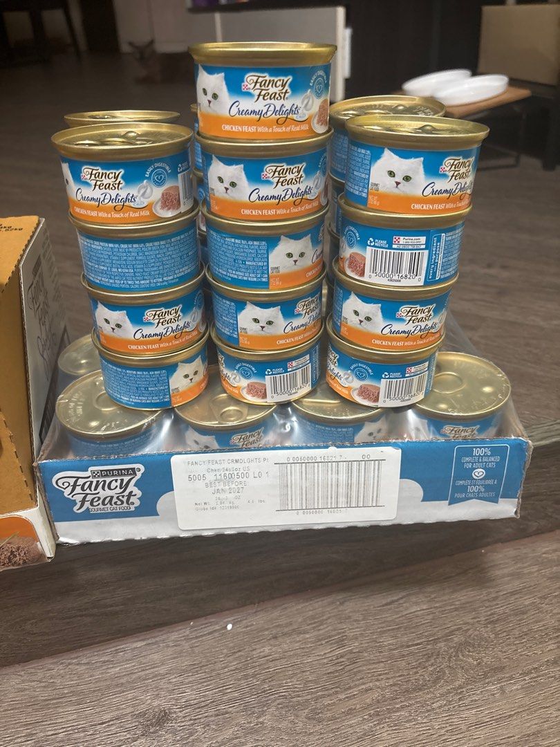 Fancy Feast Wet Cat Food, Pet Supplies, Pet Food on Carousell