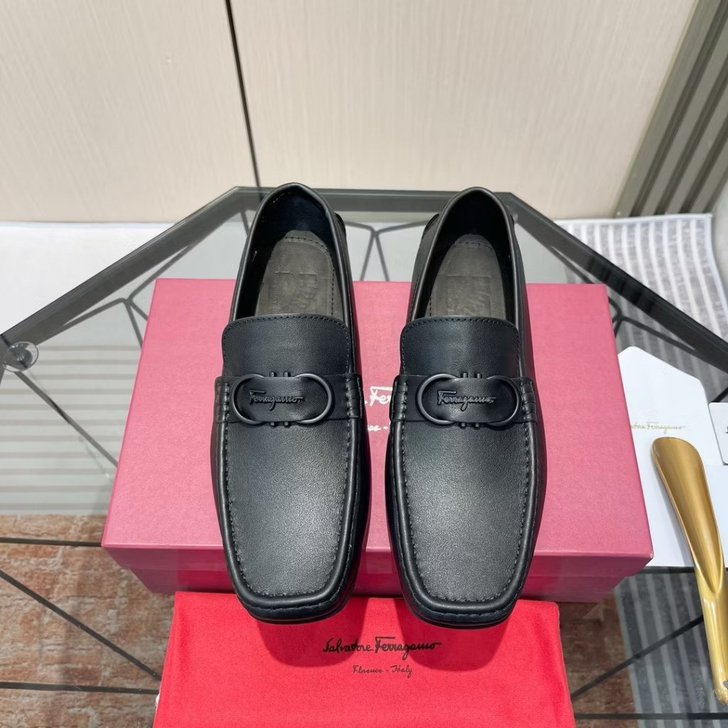 Ferragamo Shoe, Men's Fashion, Footwear, Casual shoes on Carousell