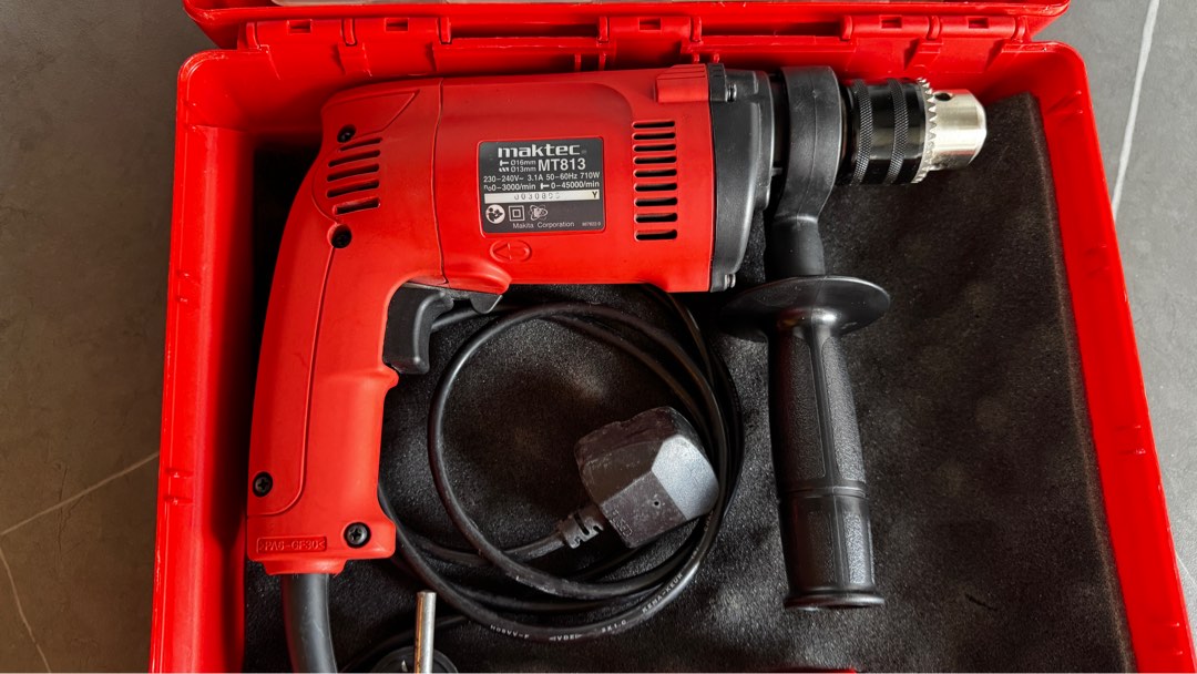 Maktec MT813 Power Drill Set with Accessories, Furniture & Home Living ...