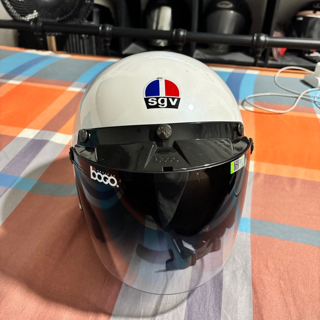 SGV helmet, Motorcycles, Motorcycle Apparel on Carousell