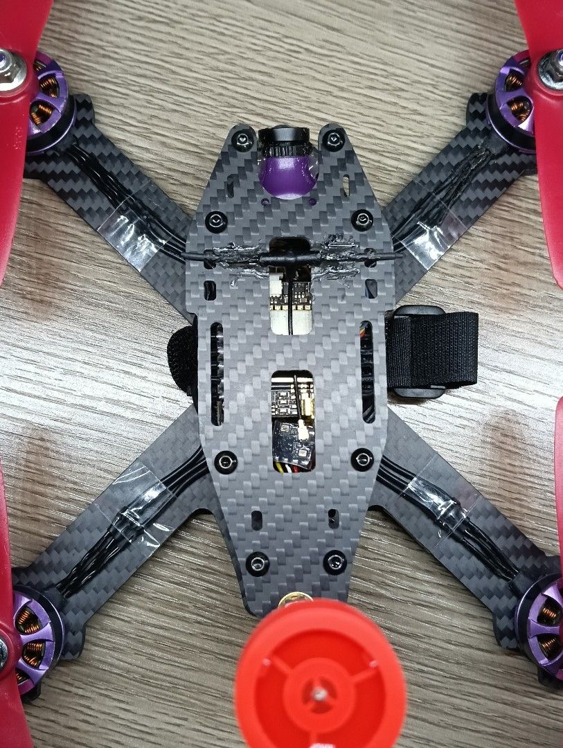 FPV drone ELRS 2.4G 5 inch analog, Photography, Drones on Carousell