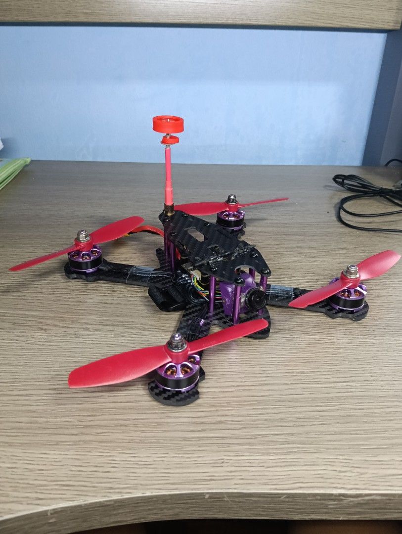 FPV drone ELRS 2.4G 5 inch analog, Photography, Drones on Carousell