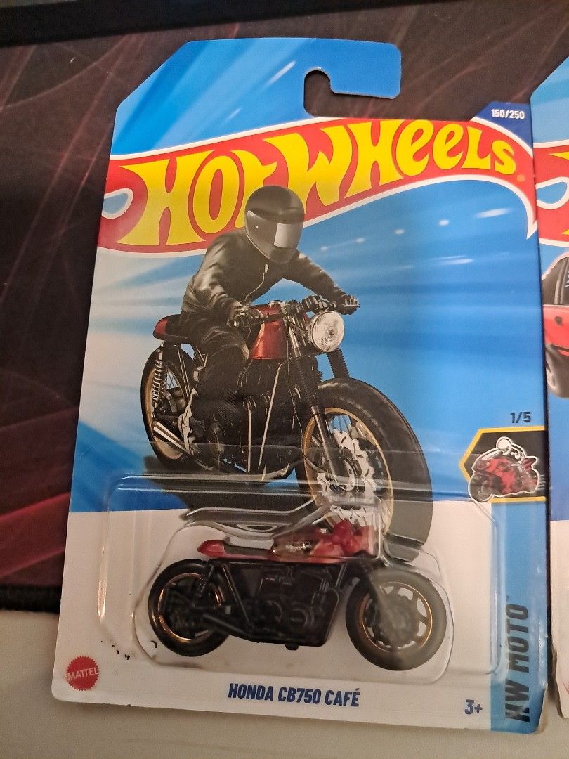 Hot Wheels '82 Toyota Supra, Honda CB750 Cafe, Vespa, Hobbies & Toys ...