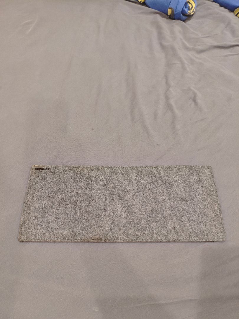 【現貨】Keebmat 灰色毛氈桌墊｜TKL 鍵盤墊｜客製鍵盤專用｜極簡桌面布墊｜微色差, 電腦及科技產品, 電腦周邊產品, 電腦滑鼠及相關 ...