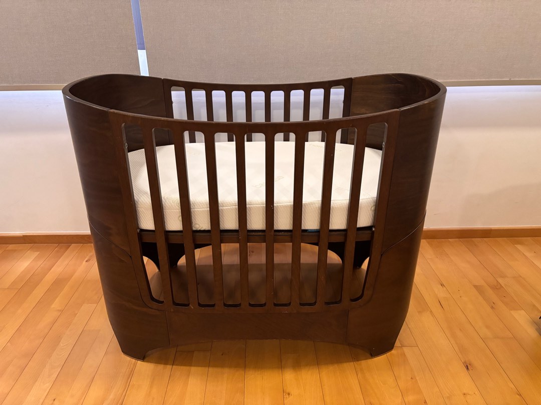 Leander Classic Baby Cot - Walnut, Babies & Kids, Baby Nursery & Kids ...