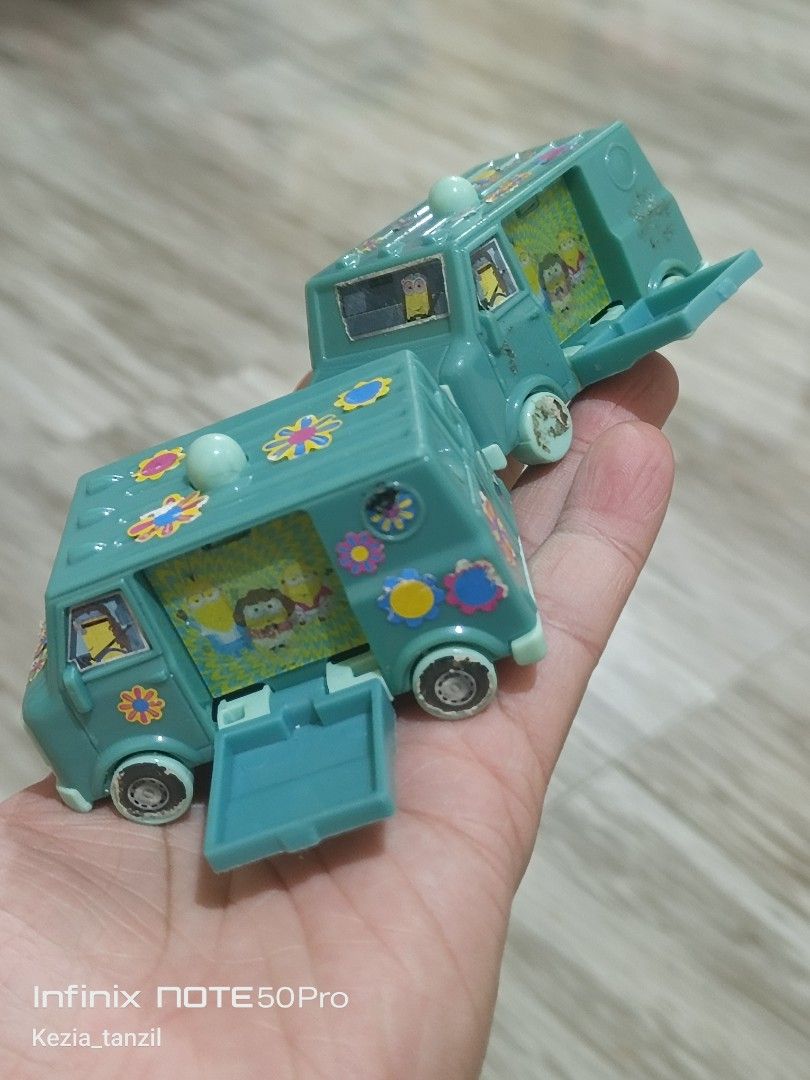MAINAN MOBIL MOBILAN DESPICABLEME DESPICABLE ME MINIONS MINION ...