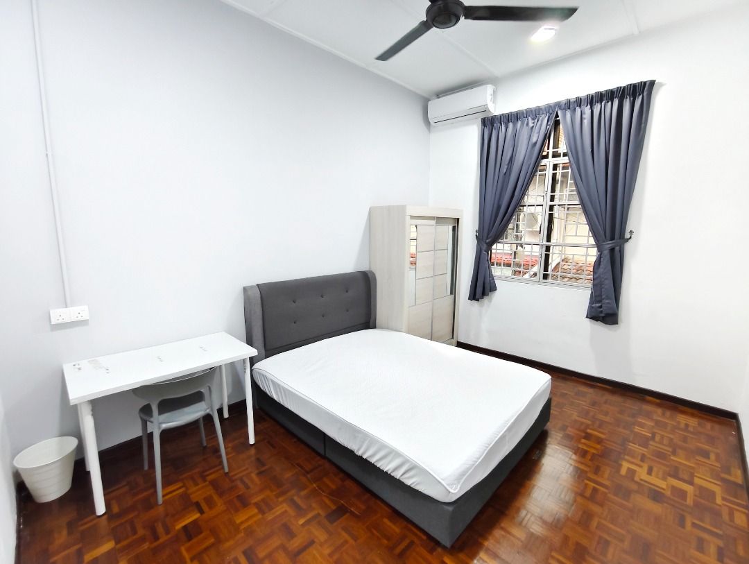 [Mixed gender unit] Medium room at SS22/3C, Taman Mayang Petaling Jaya ...