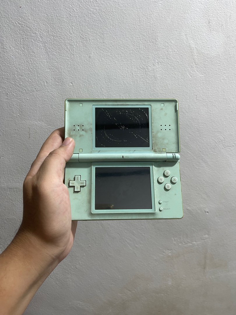 Nintendo ds lite (Green), Video Gaming, Video Game Consoles, Others on ...